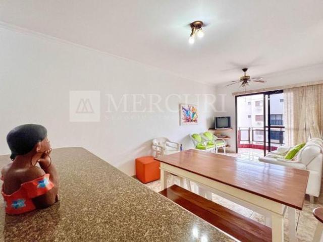 Apartamento à venda, Praia da Enseada, 2 Quartos, sendo 1 Suíte e Varanda Mercuri Imóveis Imobil