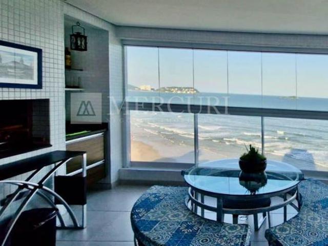 Apartamento à venda, Praia da Enseada, 4 Quartos, sendo 2 Suítes e Varanda Gourmet Mercuri Imóveis
