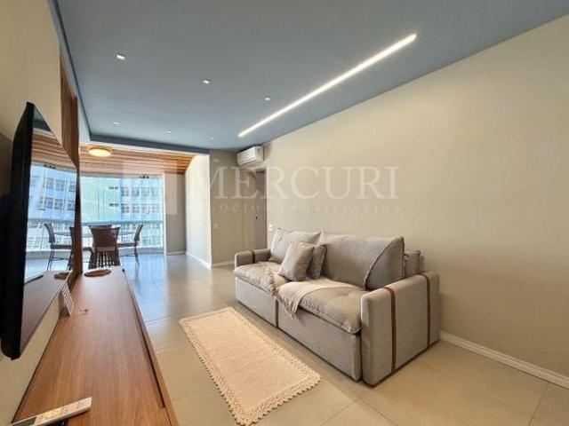 Apartamento à venda, Praia da Pitangueiras, 1 Quarto e Sacada com Vista para o Mar Mercuri Imóveis