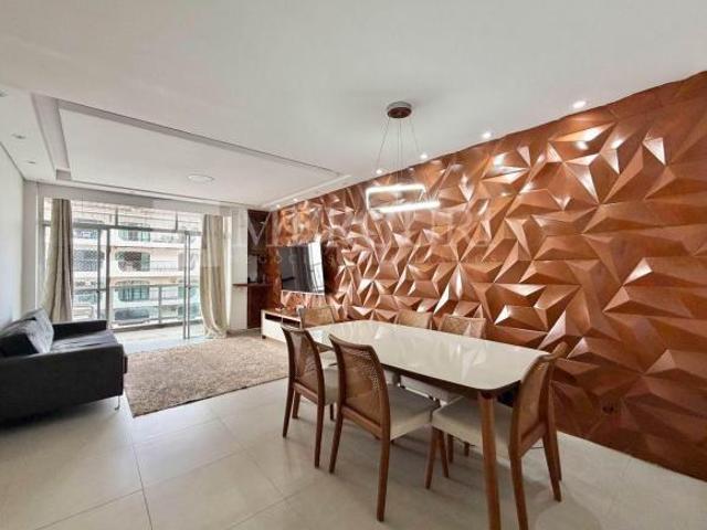 Apartamento à venda, Praia da Pitangueiras, 2 Quartos, sendo 1 Suíte e Sacada Mercuri Imóveis Im