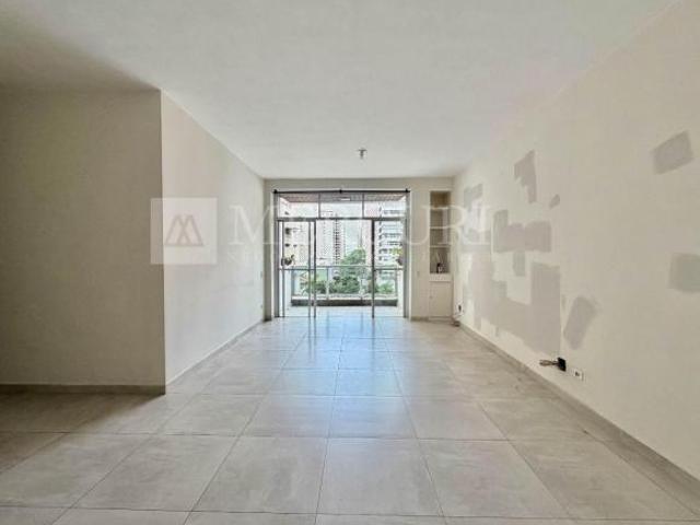 Apartamento à venda, Praia da Pitangueiras, 2 Quartos, sendo 1 Suíte e Sacada Mercuri Imóveis Im
