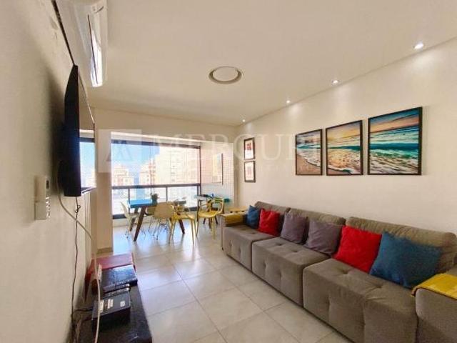 Apartamento à venda, Praia da Pitangueiras, 2 Quartos, sendo 1 Suítes e Varanda Gourmet com Vista Ma