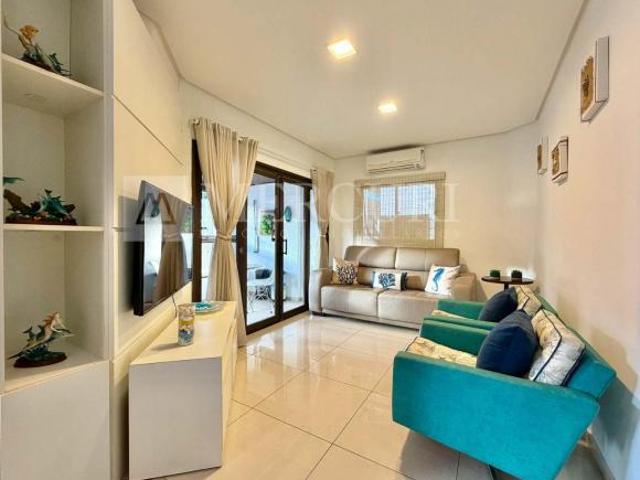 Apartamento à venda, Praia da Pitangueiras, 3 Suítes com Sacada e Varanda Gourmet Mercuri Imóveis