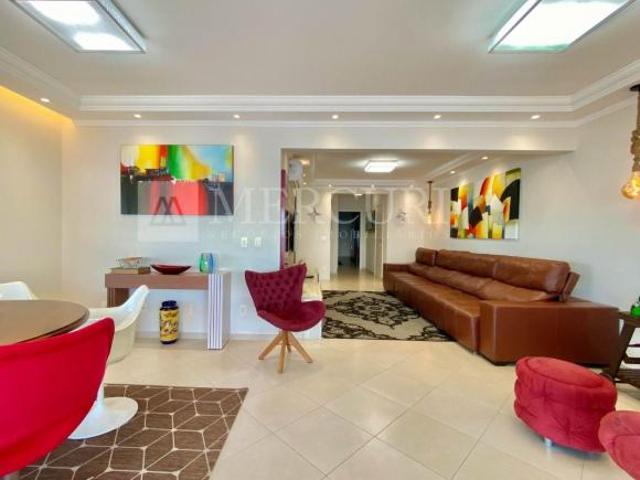Apartamento à venda, Praia da Pitangueiras, 3 Suítes e Varanda Gourmet com Vista Panorâmica para o M