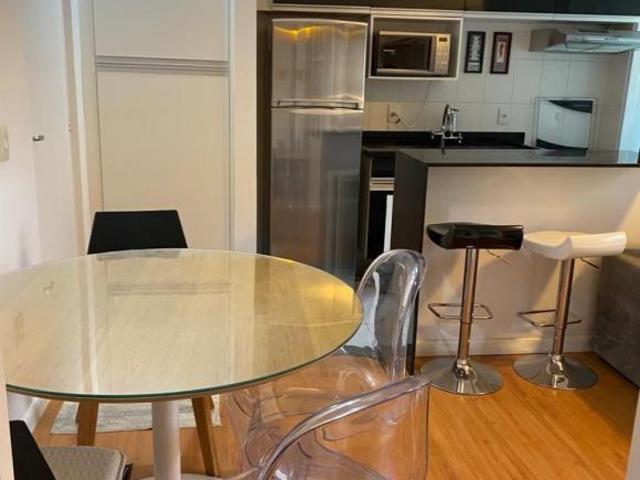 Apartamento à venda,pronto para morar,proximo de mercados e padarias,farmacias,feiras,bancos etc. C