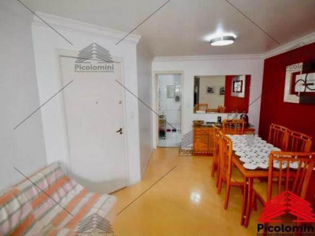 Apartamento à venda,prox ao metrô Carrão,85 m²,03 quartos, 01 suíte, ampla sala com varanda,cozinha