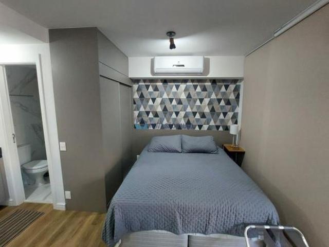 Apartamento à venda próximo a estação de metrô São Judas com 1 quarto e 1 vaga de garagem
