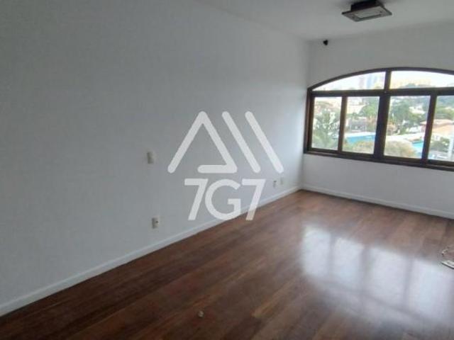 APARTAMENTO À VENDA PRÓXIMO A ESTAÇÃO MORUMBI DO METRÔ