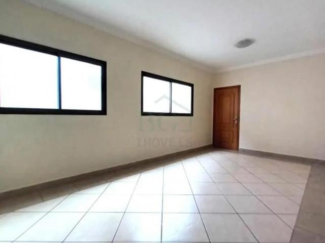 Apartamento à venda próximo ao centro