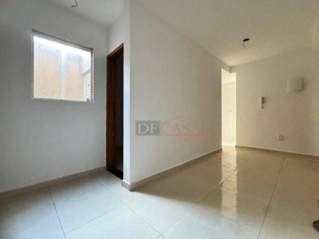 Apartamento à Venda próximo ao Metrô. 2 dormitórios, 1 vaga de garagem. 40m². São Paulo/SP