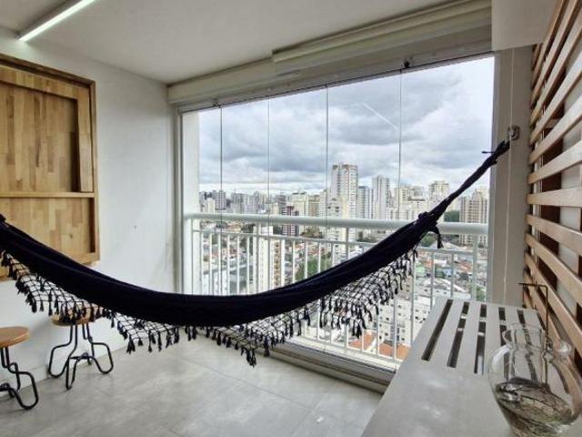 Apartamento à venda próximo ao metrô Saúde, pronto pra morar