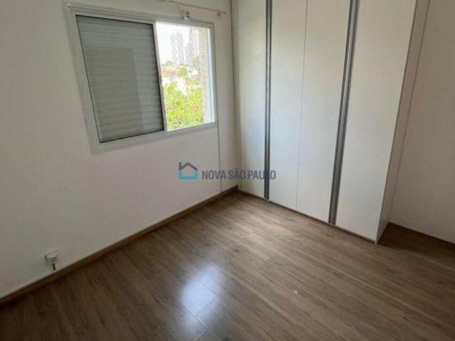 Apartamento à venda próximo ao metrô Santos Imigrantes