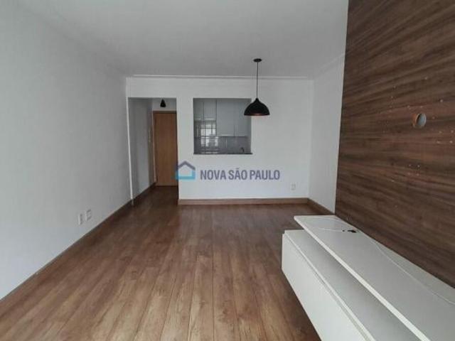 Apartamento à venda próximo ao metrô Praça da Árvore