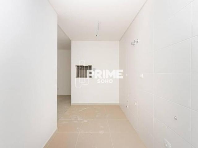 Apartamento à venda próximo ao Parque Barigui