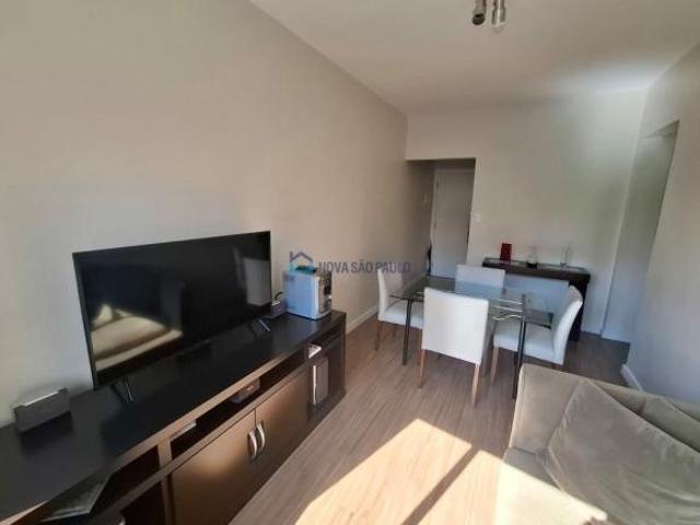 Apartamento à venda próximo ao parque da Aclimação