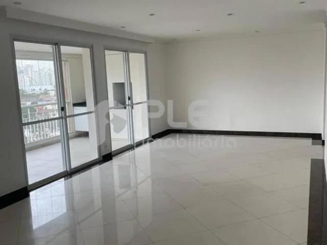 Apartamento à venda próximo do Shopping Santana Parque, com 142m²