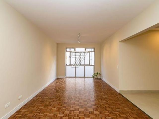 Apartamento à venda próximo da Praça do Japão