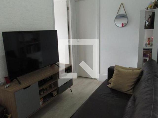 Apartamento à Venda Quitaúna, 1 Quarto, 30 m2