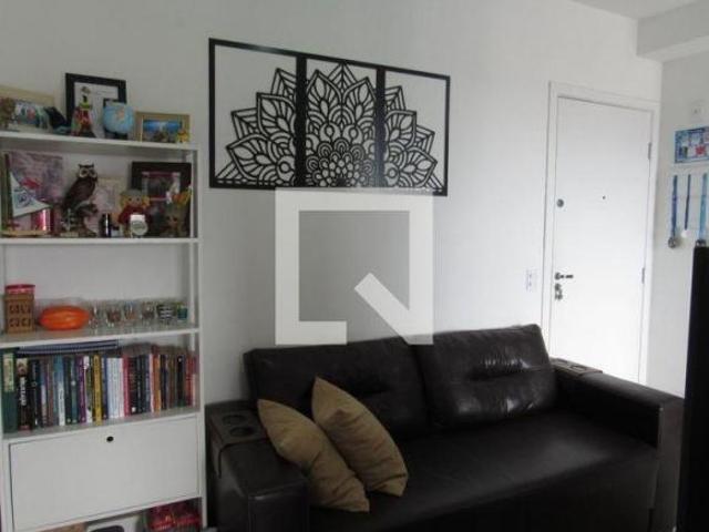 Apartamento à Venda Quitaúna, 1 Quarto, 30 m² Osasco