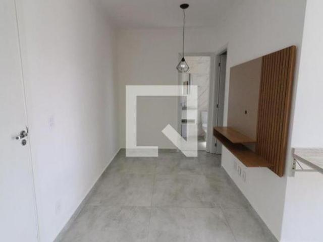 Apartamento à Venda Quitaúna, 1 Quarto, 30 m² Osasco