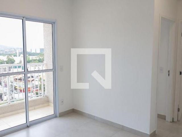 Apartamento à Venda Quitaúna, 2 Quartos, 45 m2