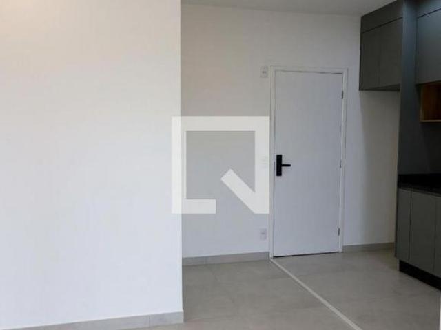 Apartamento à Venda Quitaúna, 2 Quartos, 45 m² Osasco