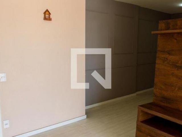 Apartamento à Venda Quitaúna, 3 Quartos, 72 m2