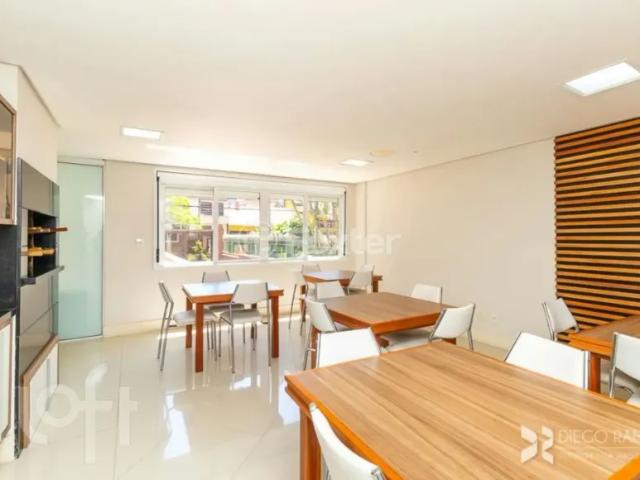 Apartamento à venda Rua João Abbott, Petrópolis Porto Alegre
