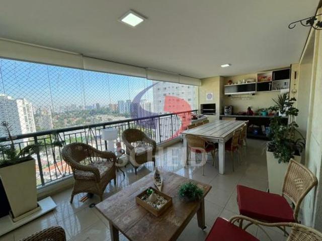 Apartamento a venda rua Sócrates,com sacada com churrasqueira, e 03 suítes,3 vagas