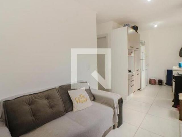 Apartamento à Venda Rubem Berta, 2 Quartos, 38 m² Porto Alegre