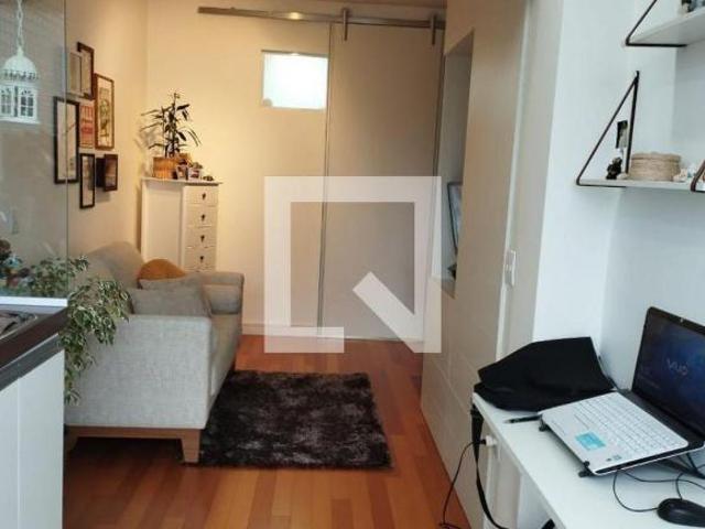 Apartamento à Venda Rudge Ramos, 1 Quarto, 38 m2