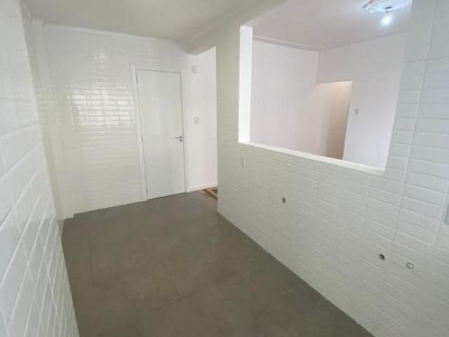 Apartamento à venda R$ 290.000,00 de 2 dormitórios 75m² Porto Alegre/RS