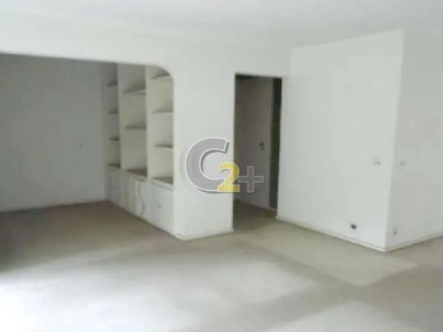 Apartamento à venda, Real Parque com 3 quartos, 1 suíte e 3 vagas de garagem