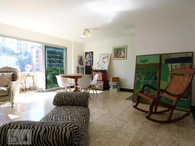 Apartamento à Venda Real Parque, 2 Quartos, 120 m2