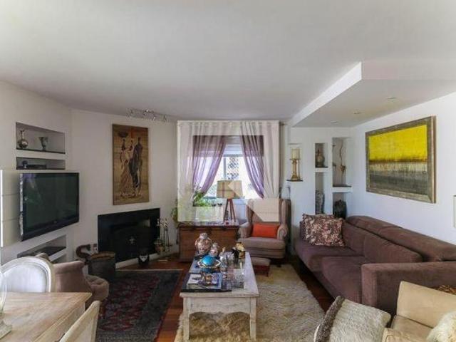 Apartamento à Venda Real Parque, 2 Quartos, 135 m2