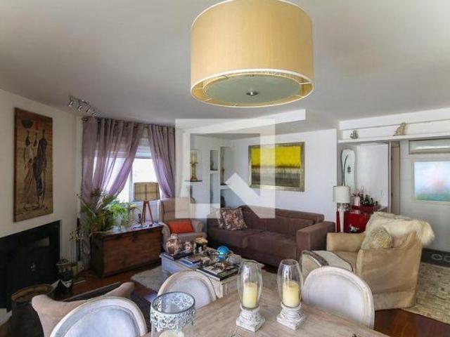 Apartamento à Venda Real Parque, 2 Quartos, 135 m2