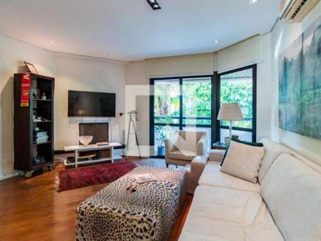 Apartamento à Venda Real Parque, 3 Quartos, 127 m2