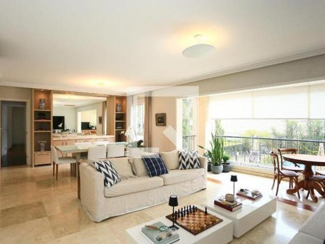 Apartamento à Venda Real Parque, 3 Quartos, 129 m2