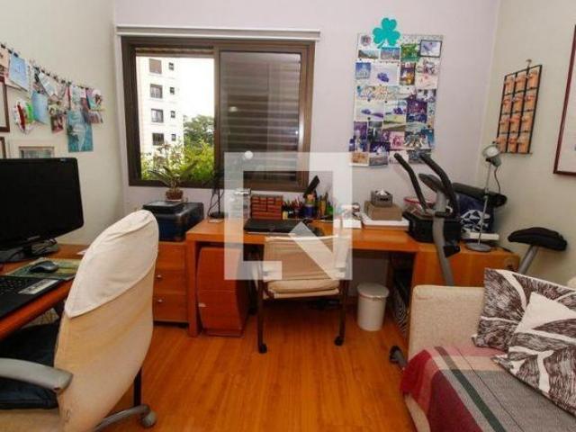 Apartamento à Venda Real Parque, 3 Quartos, 130 m2