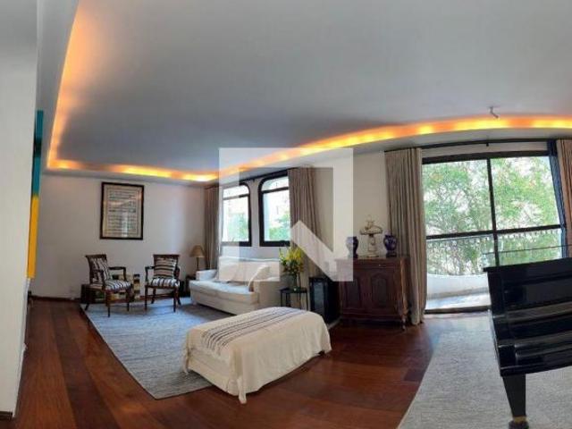 Apartamento à Venda Real Parque, 3 Quartos, 130 m2