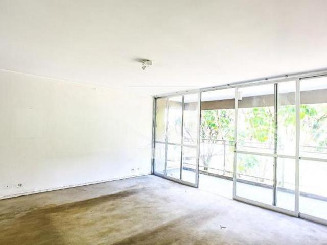 Apartamento à Venda Real Parque, 3 Quartos, 180 m2