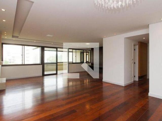 Apartamento à Venda Real Parque, 3 Quartos, 185 m2