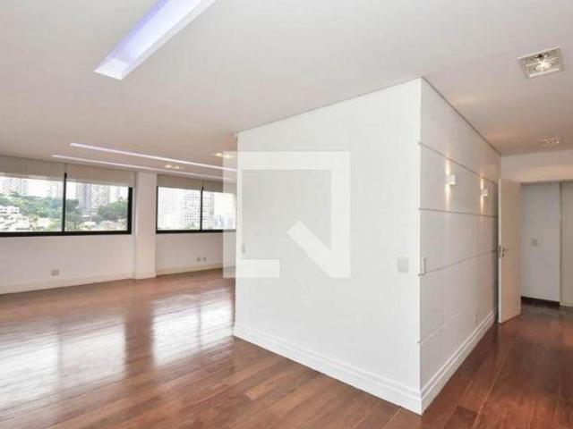 Apartamento à Venda Real Parque, 3 Quartos, 206 m² São Paulo