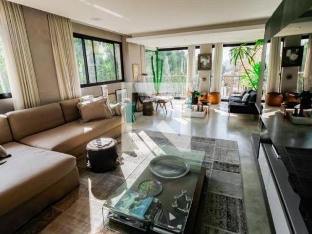 Apartamento à Venda Real Parque, 3 Quartos, 207 m2