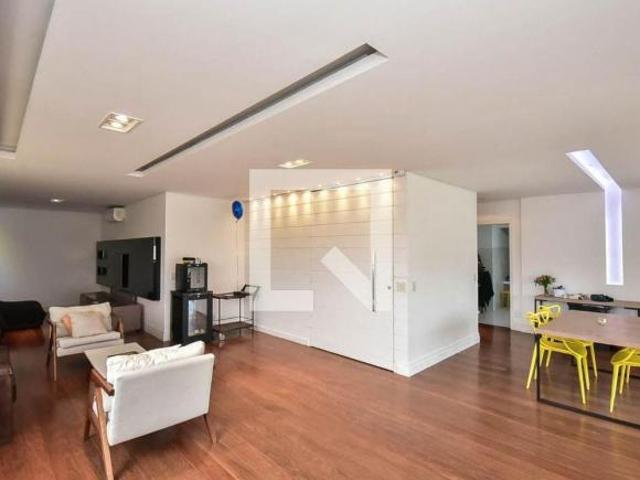 Apartamento à Venda Real Parque, 3 Quartos, 207 m2