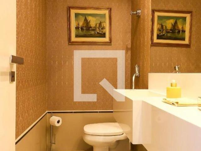 Apartamento à Venda Real Parque, 3 Quartos, 211 m2