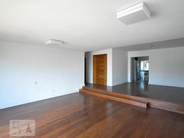 Apartamento à Venda Real Parque, 3 Quartos, 211 m2