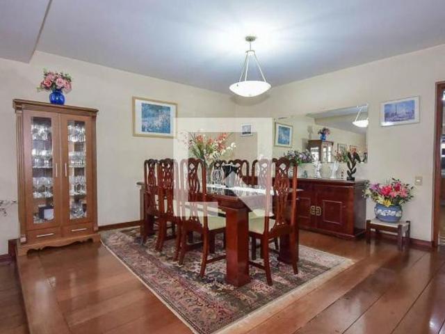 Apartamento à Venda Real Parque, 3 Quartos, 220 m2