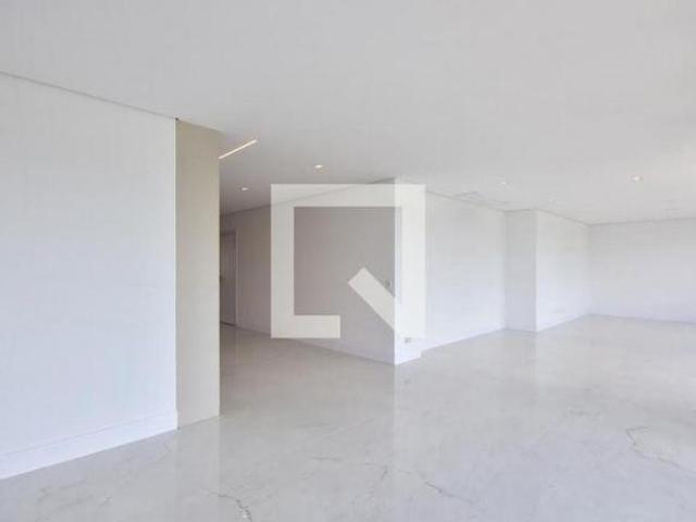 Apartamento à Venda Real Parque, 3 Quartos, 233 m2