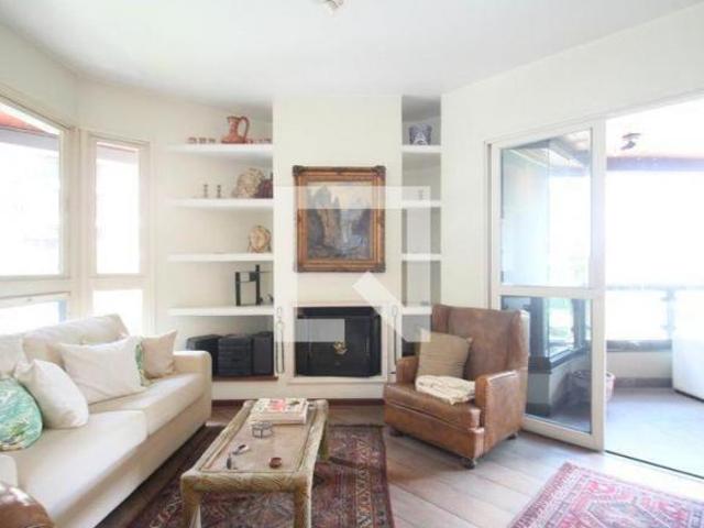 Apartamento à Venda Real Parque, 3 Quartos, 240 m2